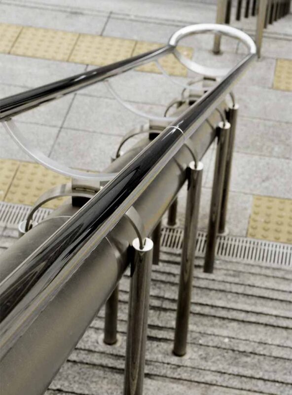 Missing or Broken Handrails – Silbowitz, Garafola, Silbowitz & Schatz ...